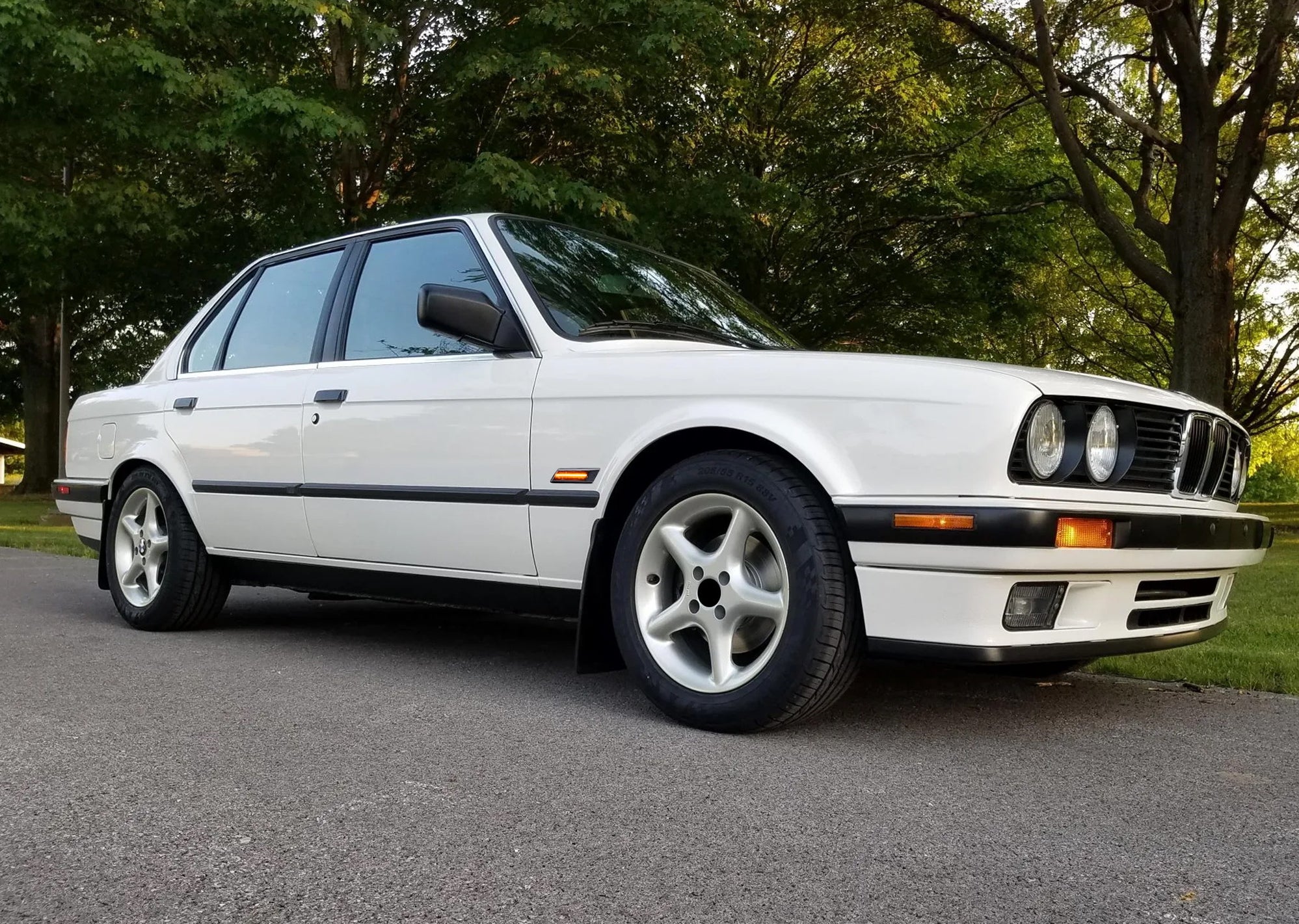 Euro-Spec Smoked Lens Full LED Fender Side Marker Lights For BMW E30 3 ...