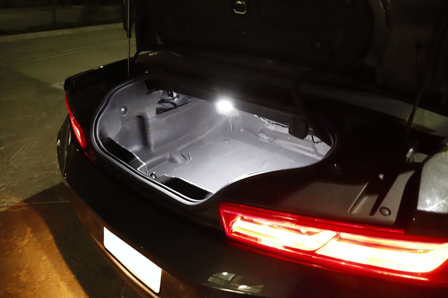 OEM Replacement White LED Trunk Cargo Light Assembly For Chevy Cadilla ...