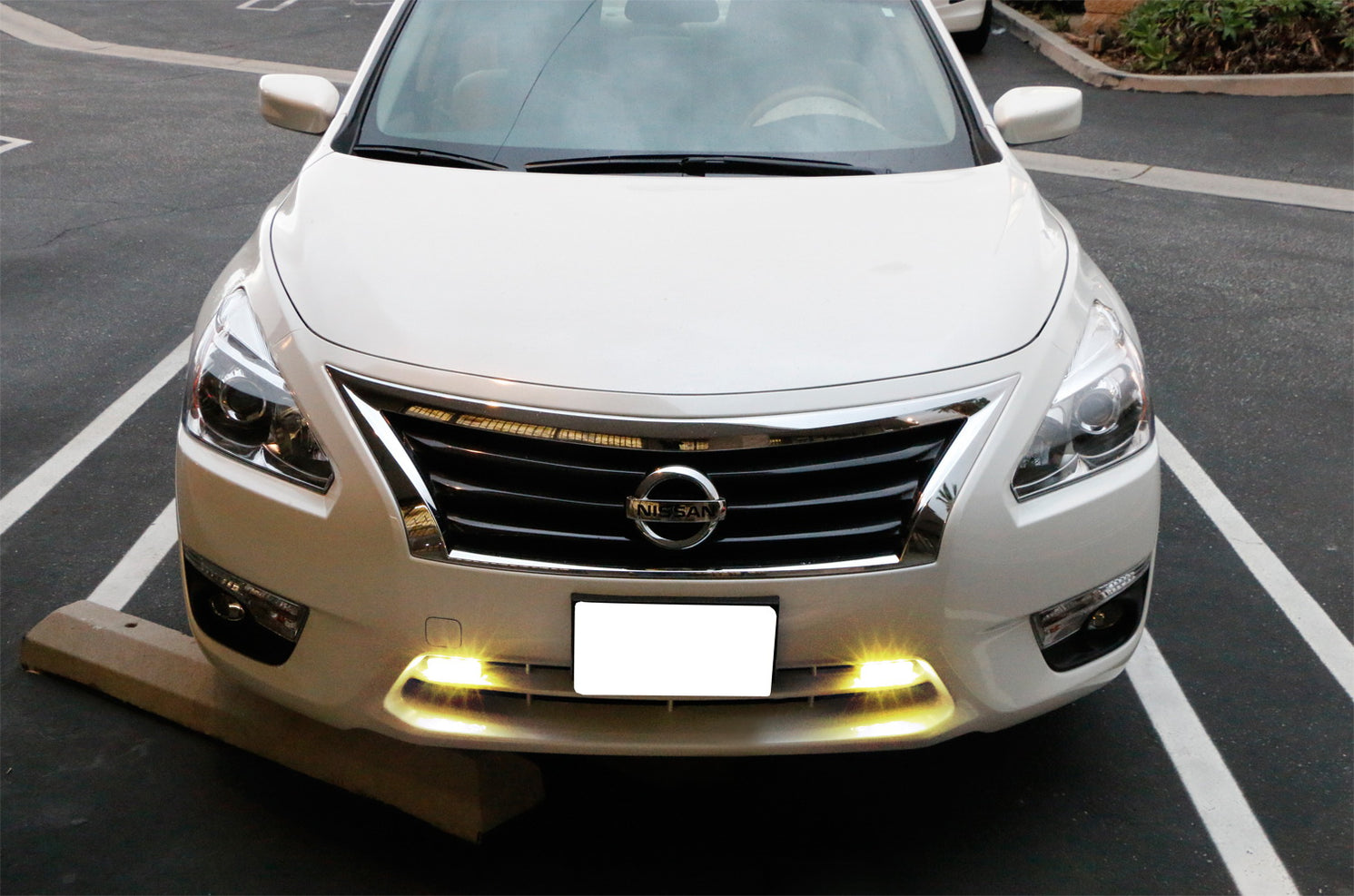 Yellow 3-CREE LED Daytime Running Lights For Behind Grille, Lower Bump ...