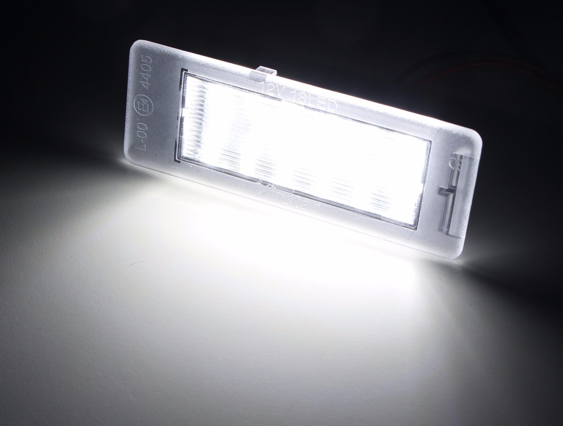 White CAN-bus LED License Plate Lights Assy For Chevy Camaro Corvette ...