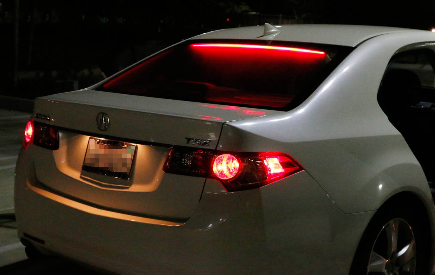 36" Flexible Rear Windshield 3rd Brake LED Light Strip w/Sequential Tu ...