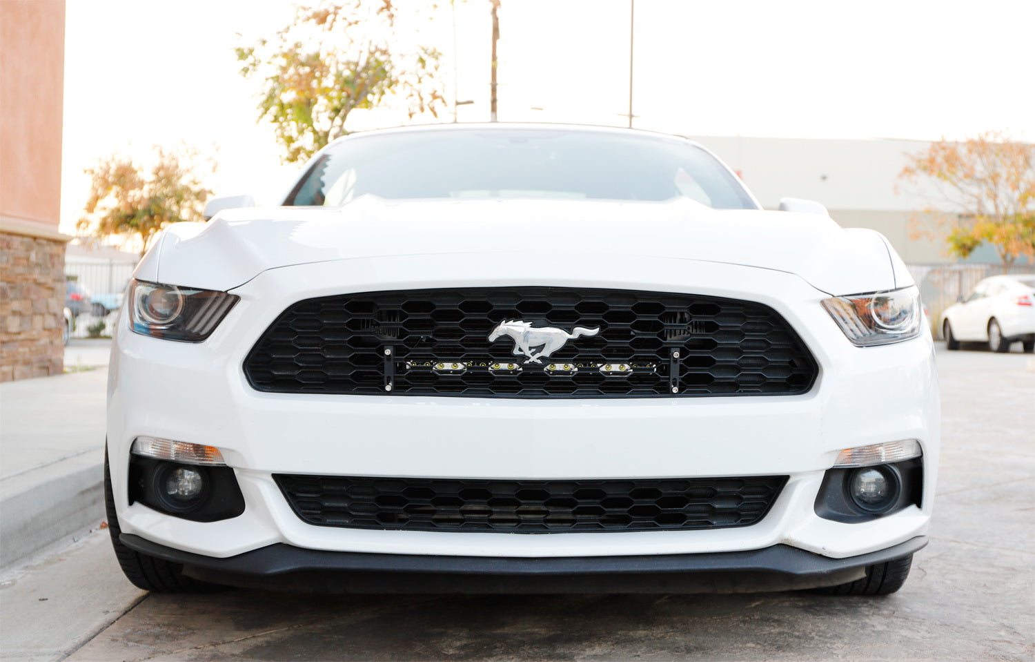 20" Ultra Slim LED Light Bar w/Behind Grill Mount, Wiring For 15-23 Fo ...