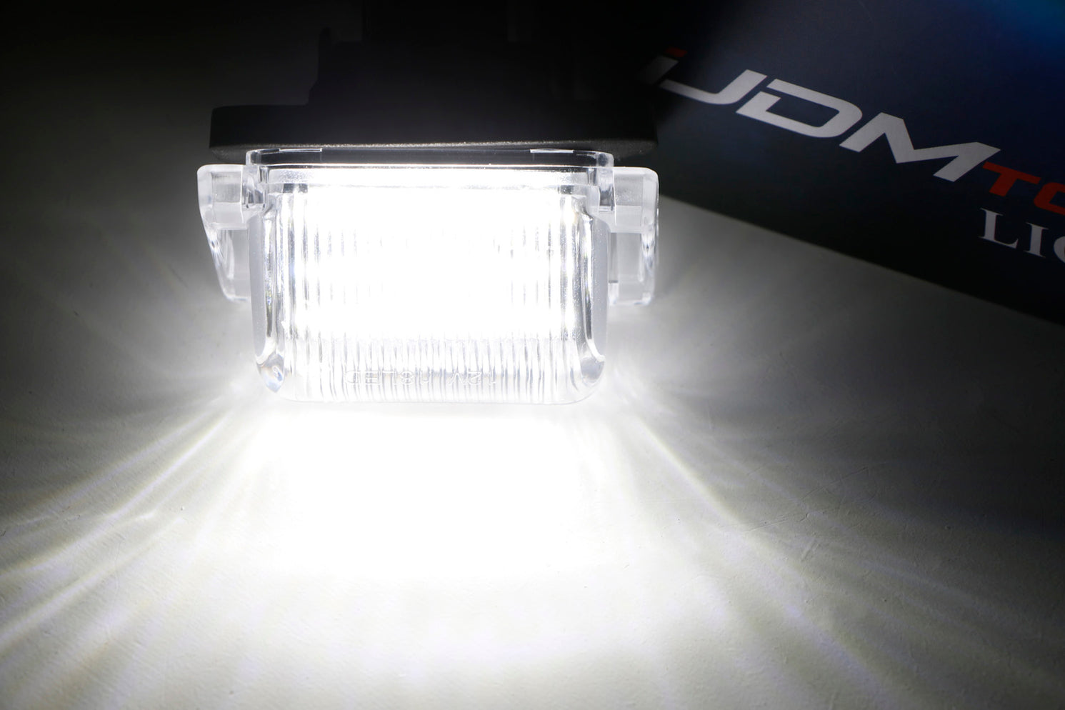 OEM-Replace 18-SMD 3W LED License Plate Lights Assembly For Mazda5 & M ...