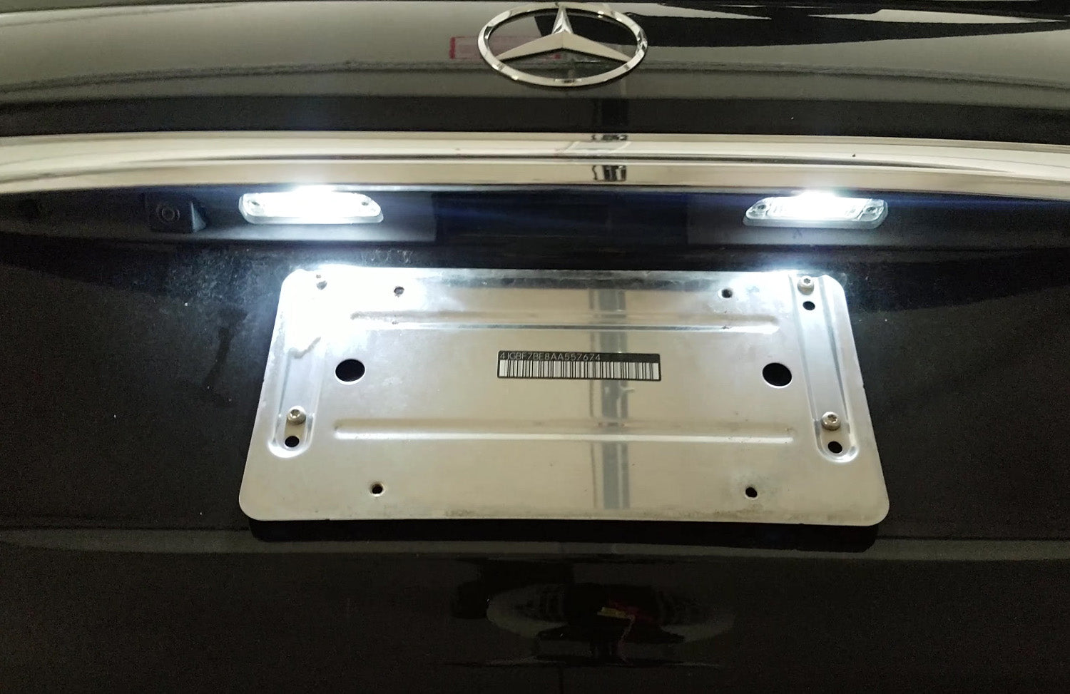 White CAN-bus LED License Plate Lights For Mercedes ML GL R Class W164 ...