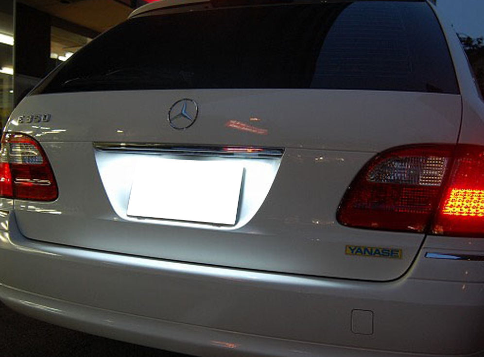 OE-Fit 3W Full LED License Plate Lights For Mercedes R129 SL, S124 W12 ...