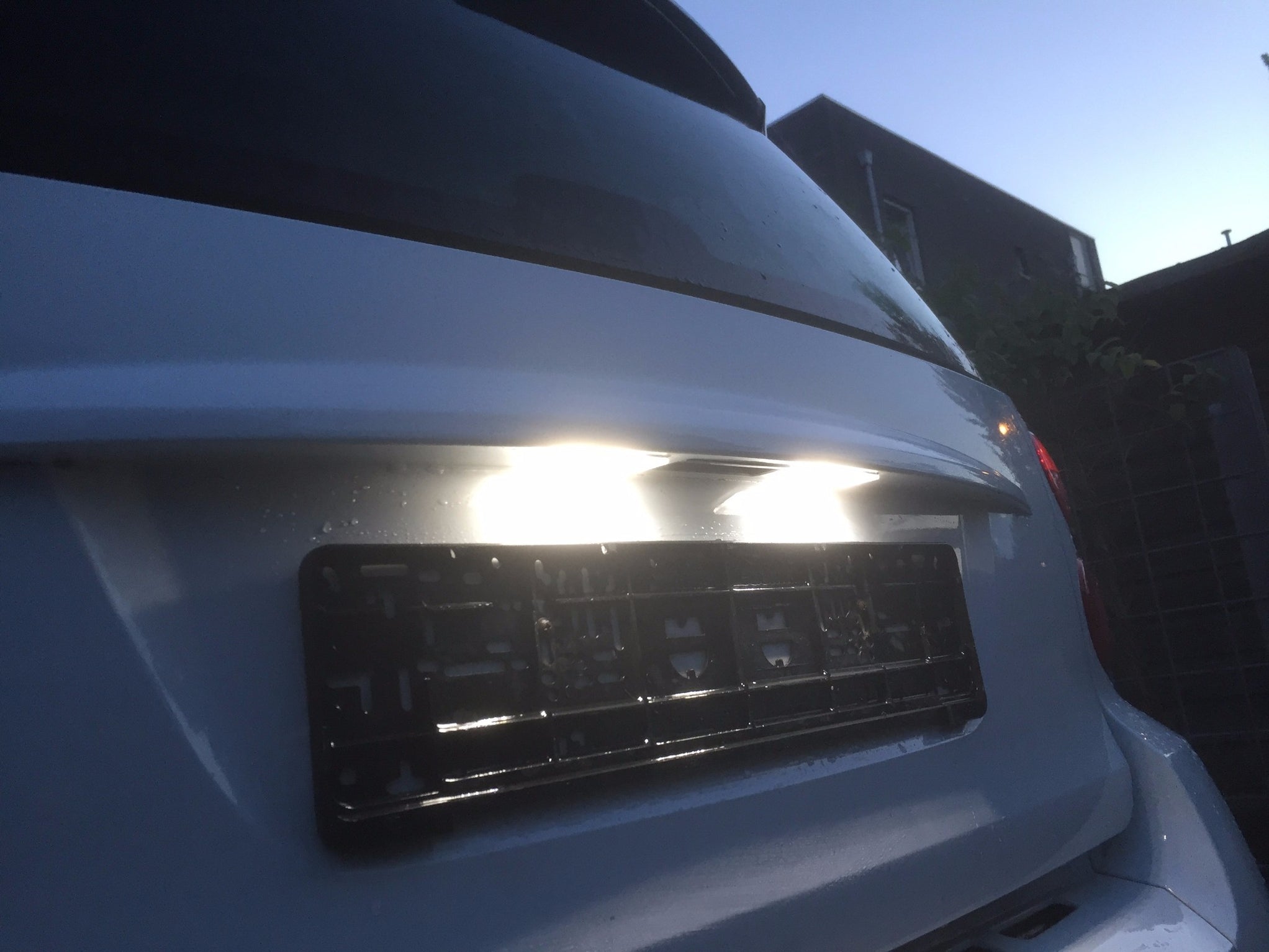 White CAN-bus 18-SMD 3W LED License Plate Lights For 2007-2015 W451 Sm ...