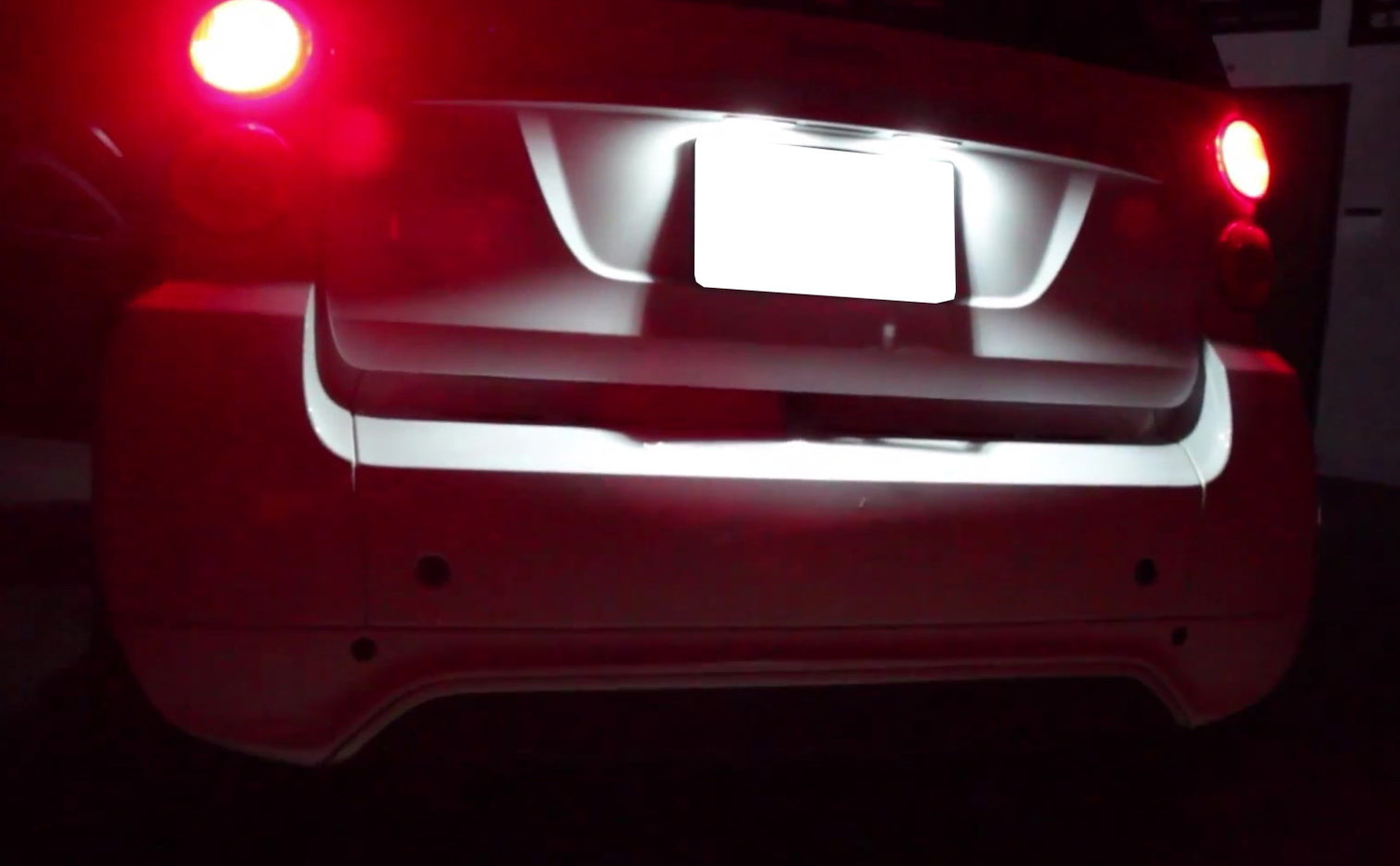 White CAN-bus 18-SMD 3W LED License Plate Lights For 2007-2015 W451 Sm ...