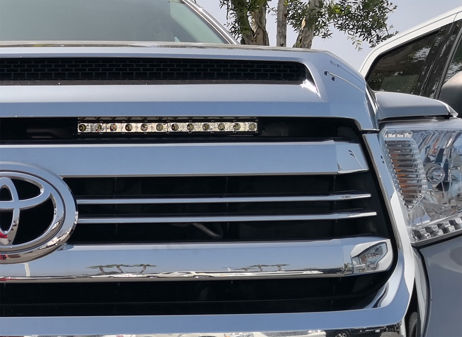Below Hood Gap LED Light Bar w/ Mounting Brackets, Wire For 14-17 Toyo ...